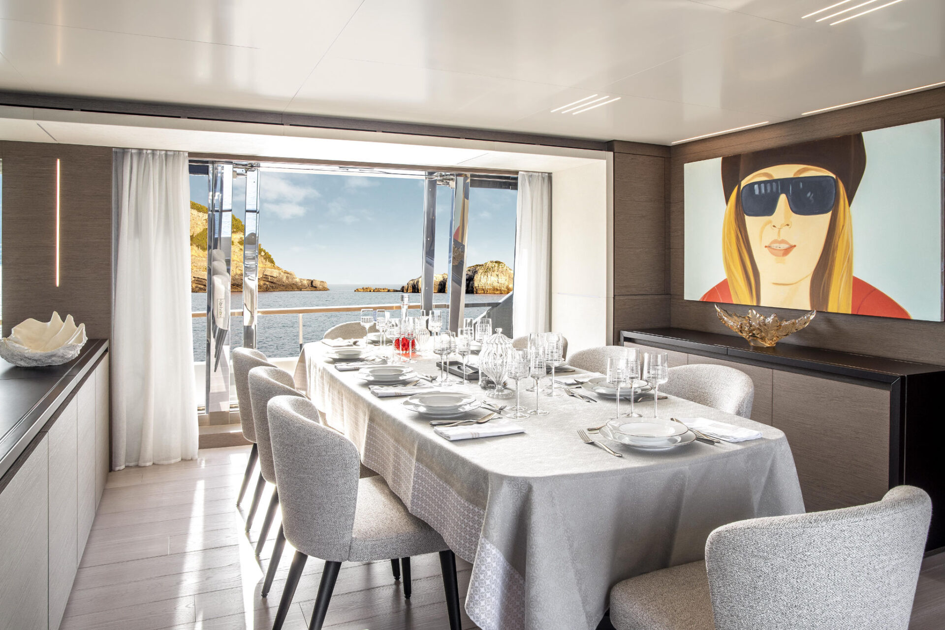 Custom Line Navetta 37 Nieuw en gebruikt sales. Uw Benelux dealer